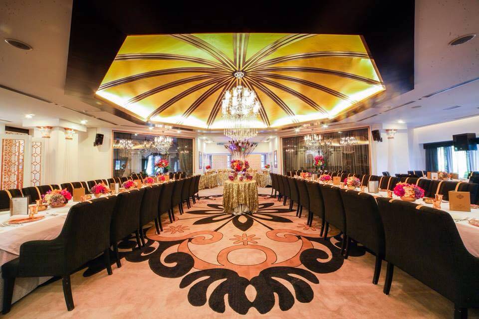 Top 8 Romantic Halal Restaurants in Kuala Lumpur [Valentine's Day Dining]