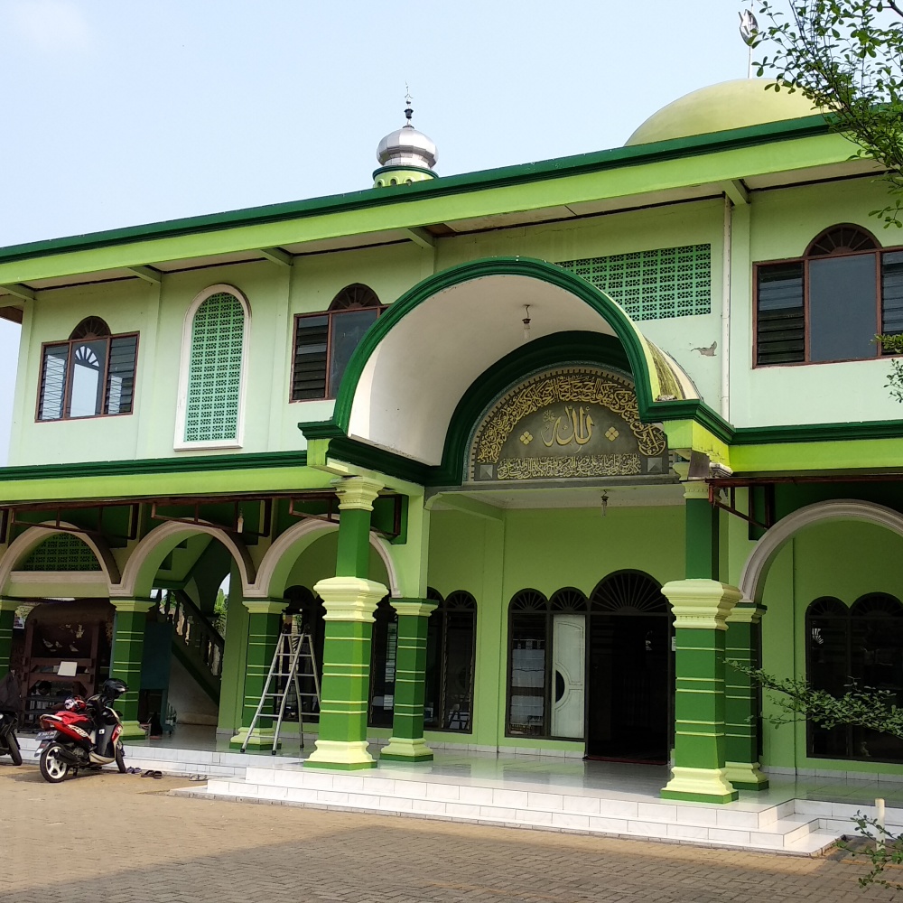Masjid Al Mukaromah - Masjid (Mosque) | Halal Trip